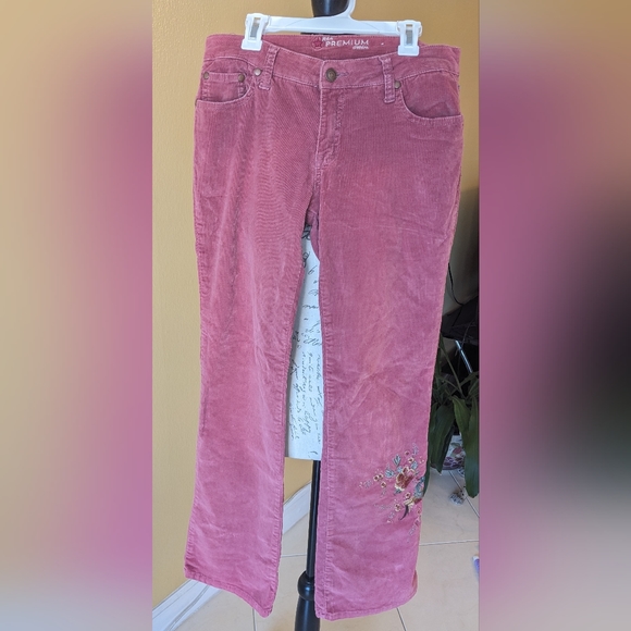 R4R Premium Denim | Jeans | Vintage Velvet Embroidered Pant Denim Size ...